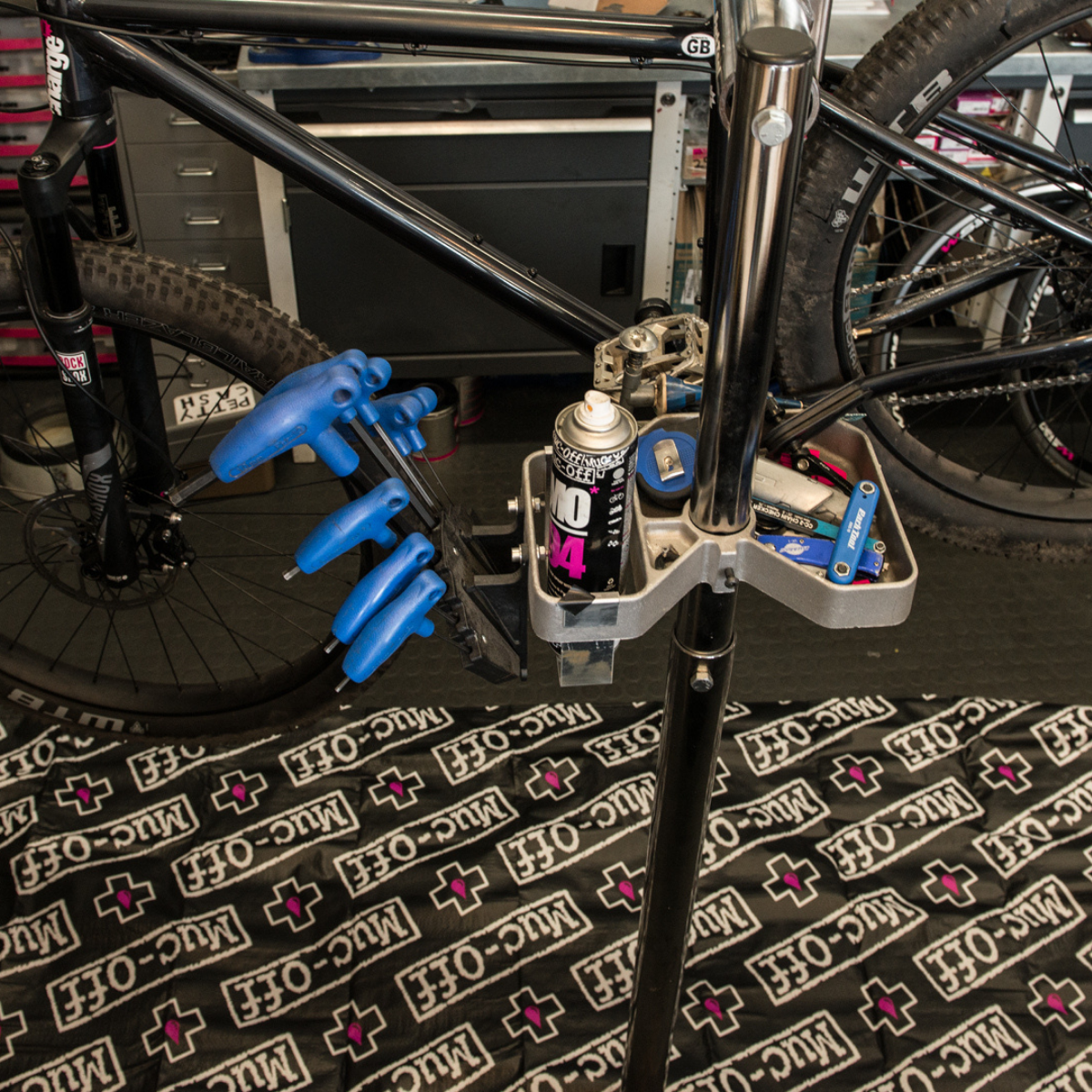 Muc-Off Workshop Mat שטיח עבודה לאופניים